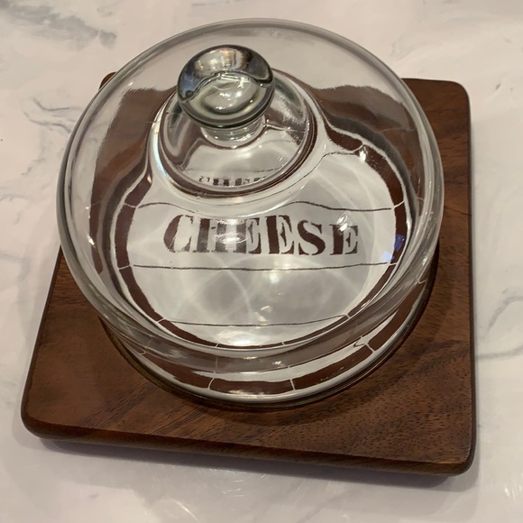 Unk | Dining | Vintage Dome Covered Cheese Server | Poshmark